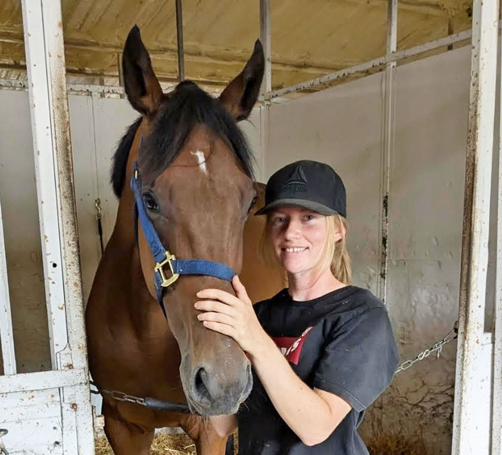 Opportunities for Aspiring Racehorse Grooms! - Assiniboia Downs